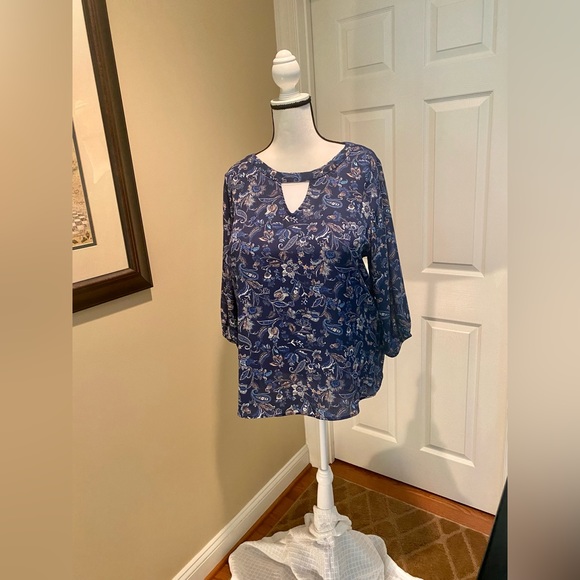 Papermoon | Tops | Papermoon Floral Print Peeraboo Top Perfect For ...
